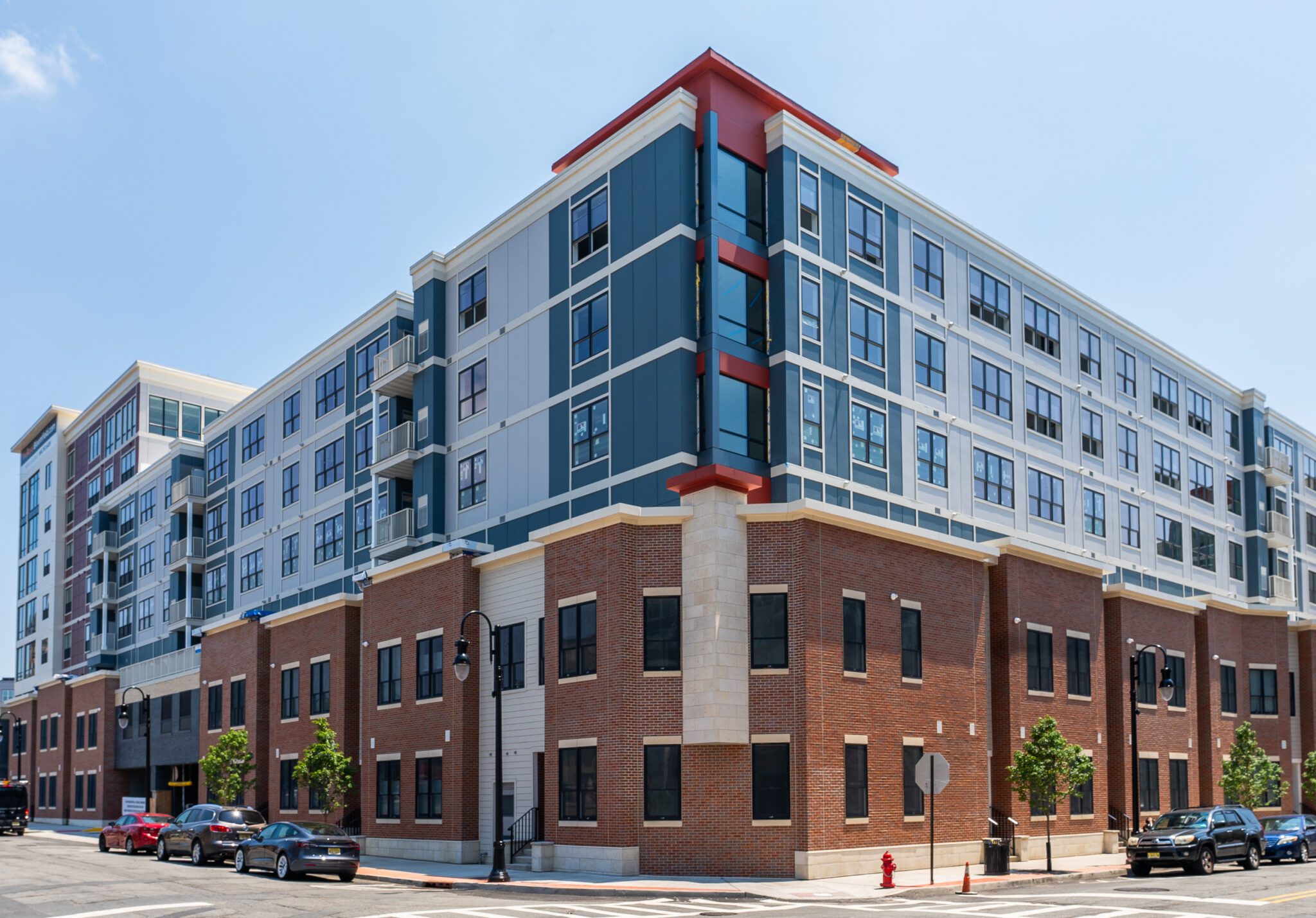 The Royal, Bloomfield - Luxury Apartments, Townhomes, and Penthouses